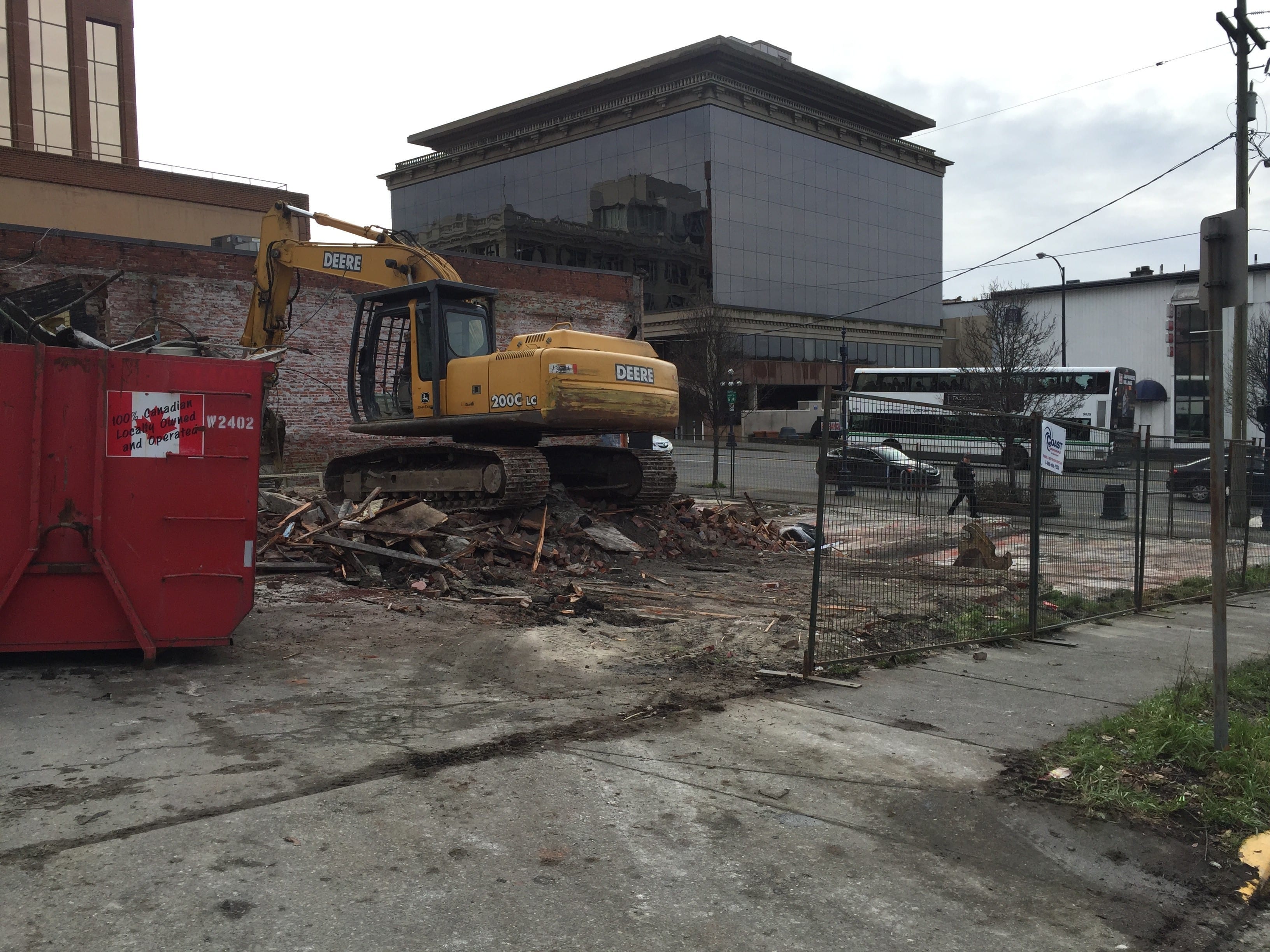 Red Hot Video buildings fall to the wrecking ball (PHOTOS)