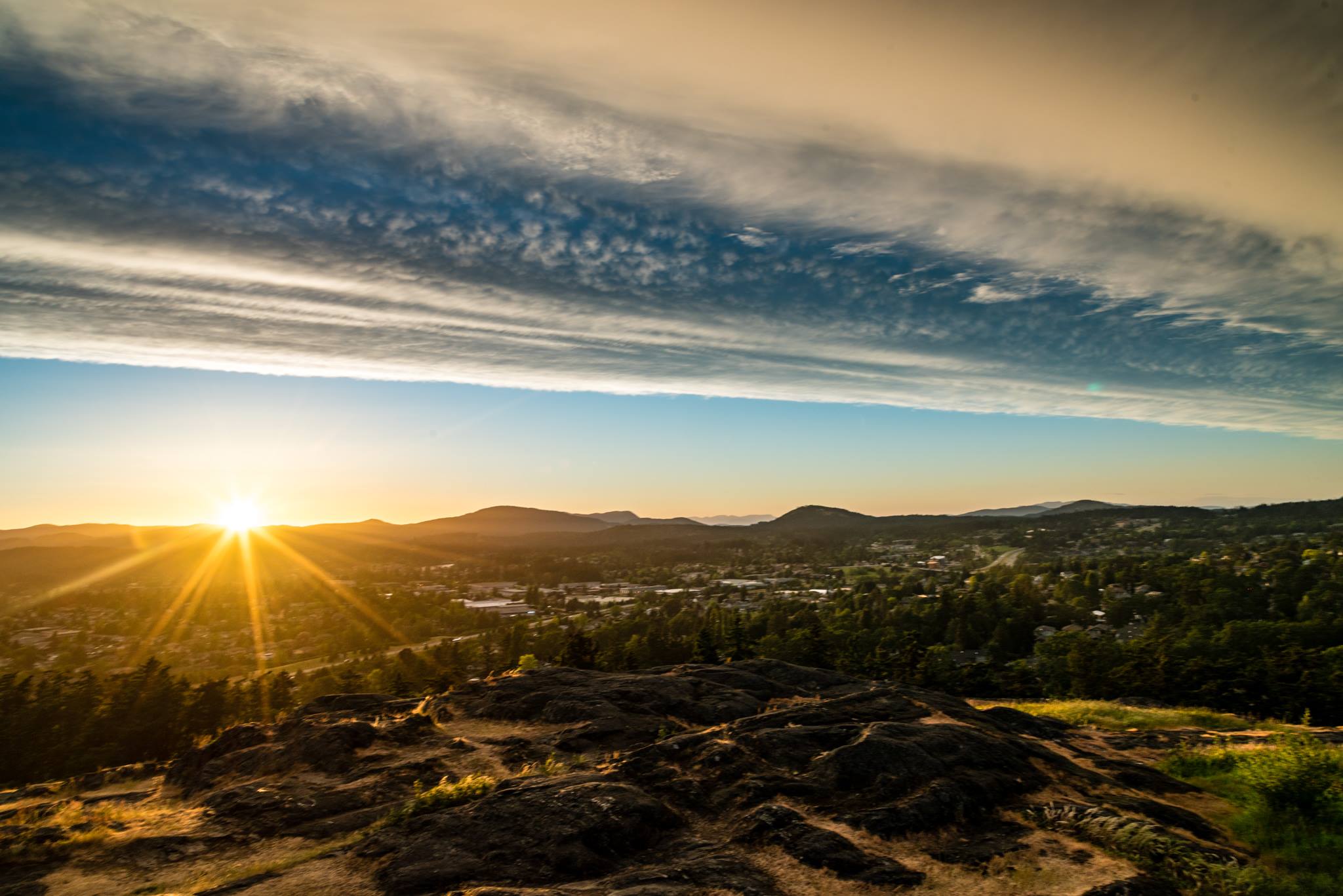 11 photos of a gorgeous Victoria sunset