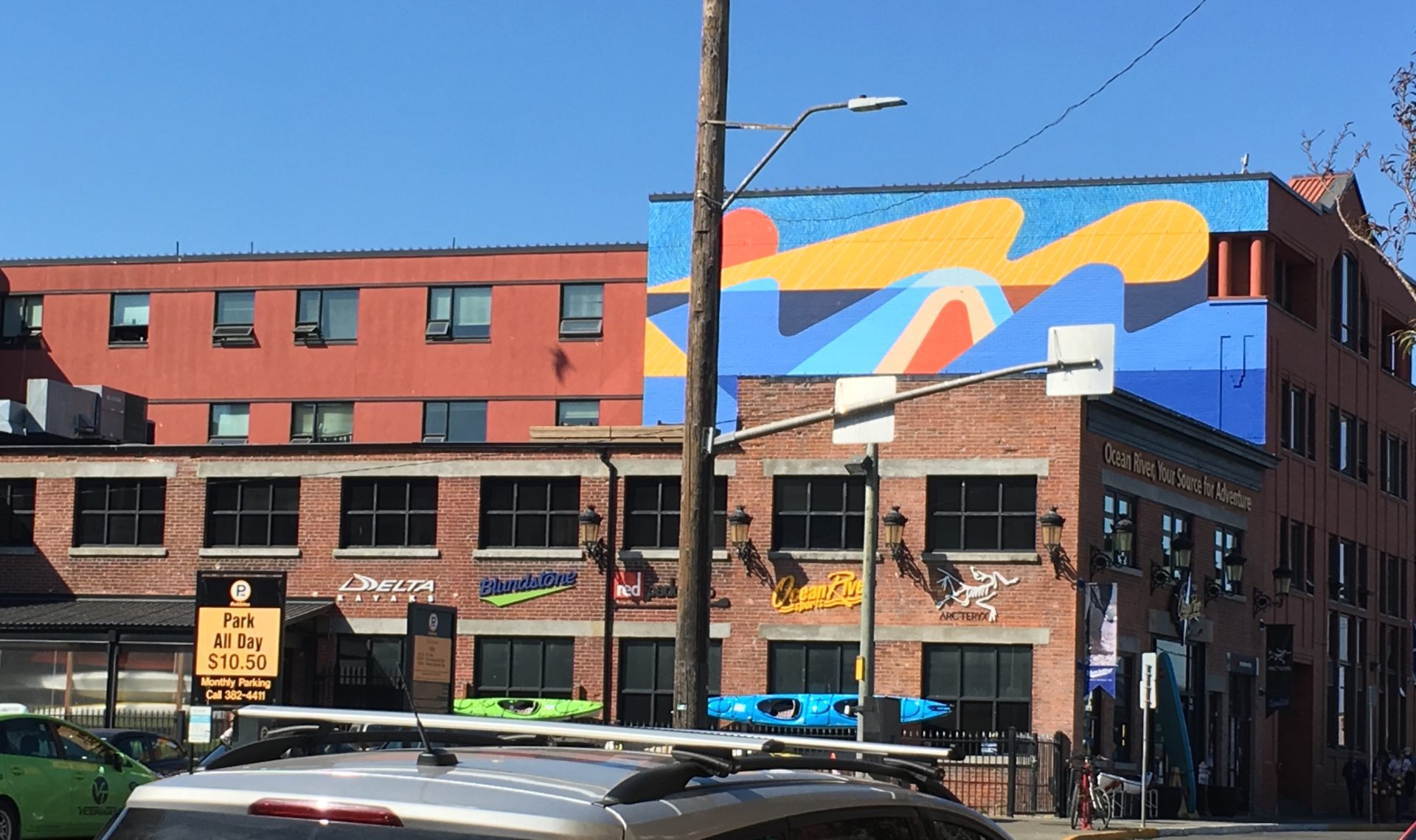 New mural in Victoria was painted to evoke a sense of hope and home