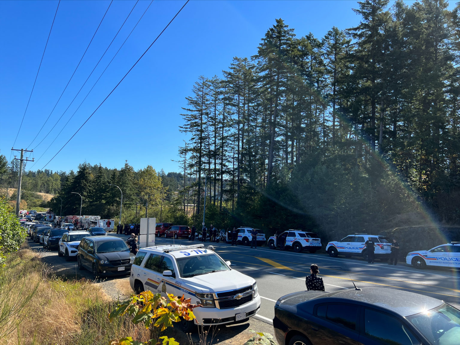 Last police officer injured in Saanich bank shooting released from ...