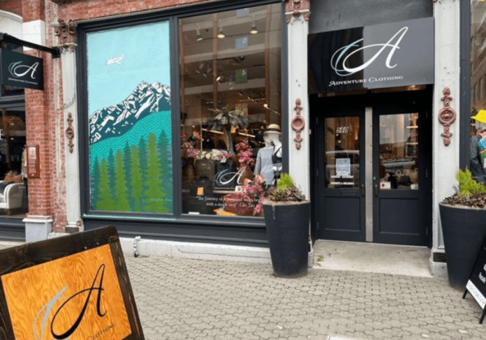 Victoria mural artist paints over smashed window covering for downtown ...