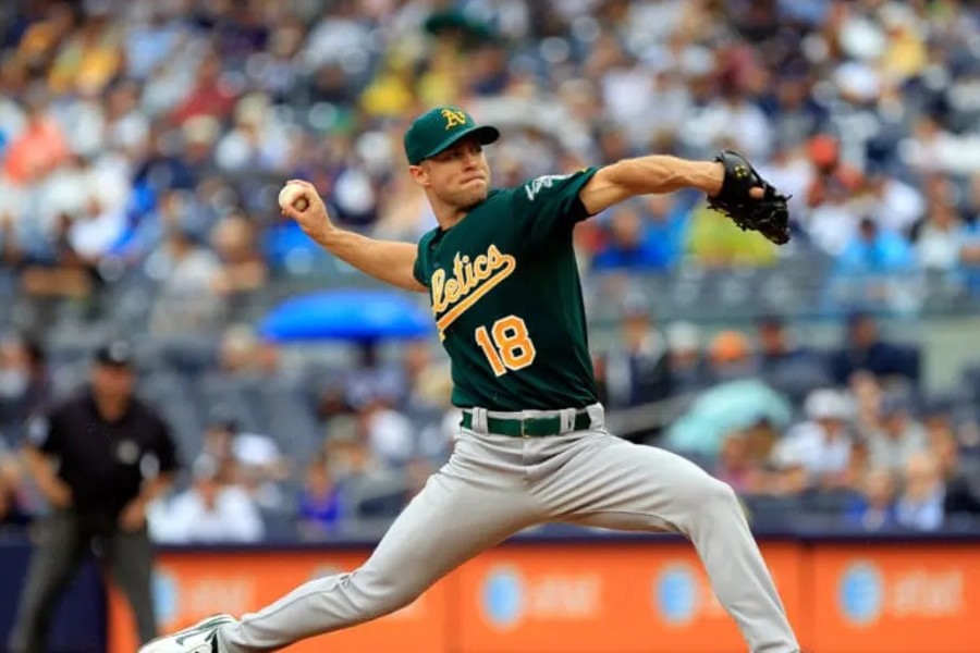 Victoria's Rich Harden will be added to Canadian Baseball Hall of Fame