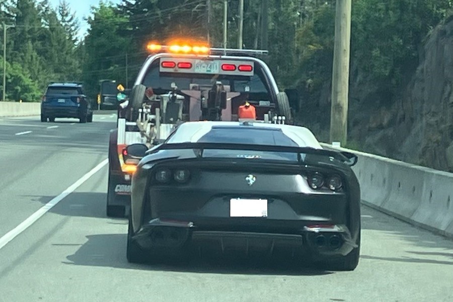BC Highway Patrol impound Ferrari for excessive speeding on the Malahat