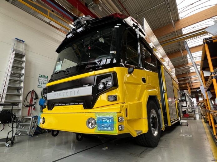 Victoria becomes one of Canada’s first cities to purchase an electric ...