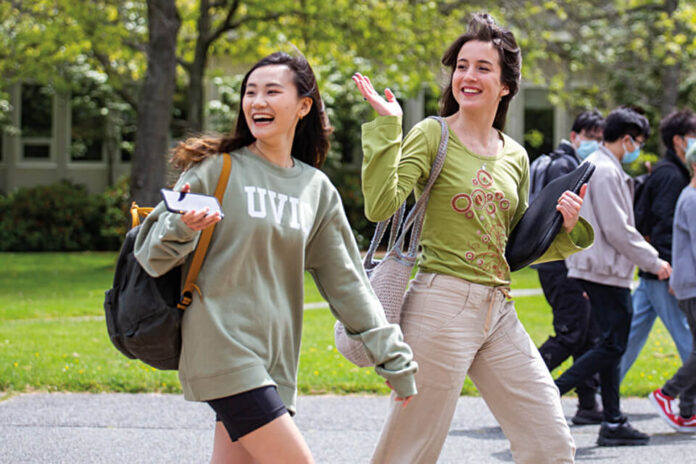 Vancouver Island school among MacLean’s top comprehensive universities ...