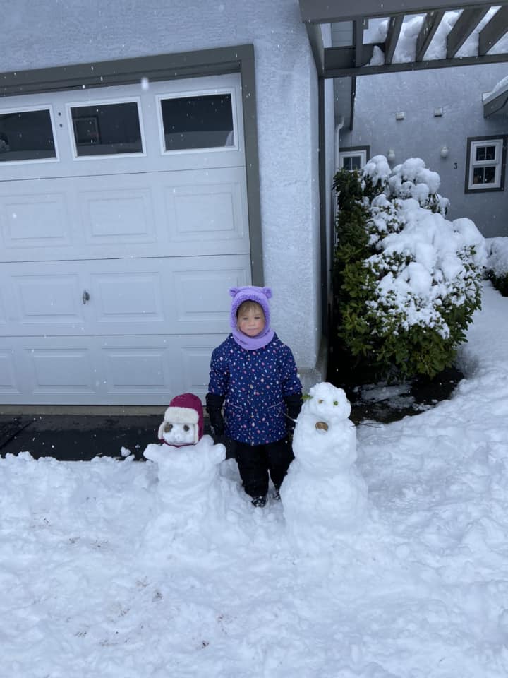 19 captures of snowmen chillin' in and around Victoria (PHOTOS)